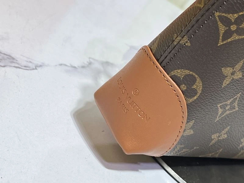 High accuracy Louis Vuitton Satchel Bags