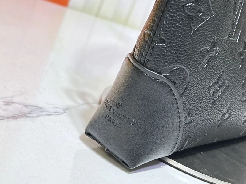 Precise copy Louis Vuitton Satchel Bags