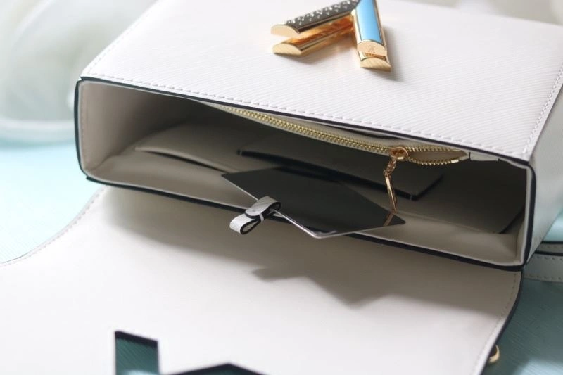 Top mirror Louis Vuitton Satchel Bags