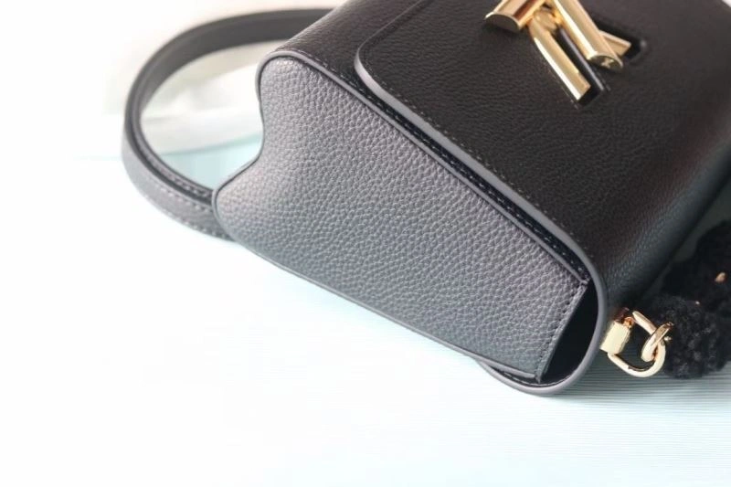 Accurate model Louis Vuitton Satchel Bags
