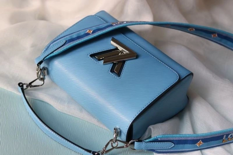 Exact replica Louis Vuitton Satchel Bags