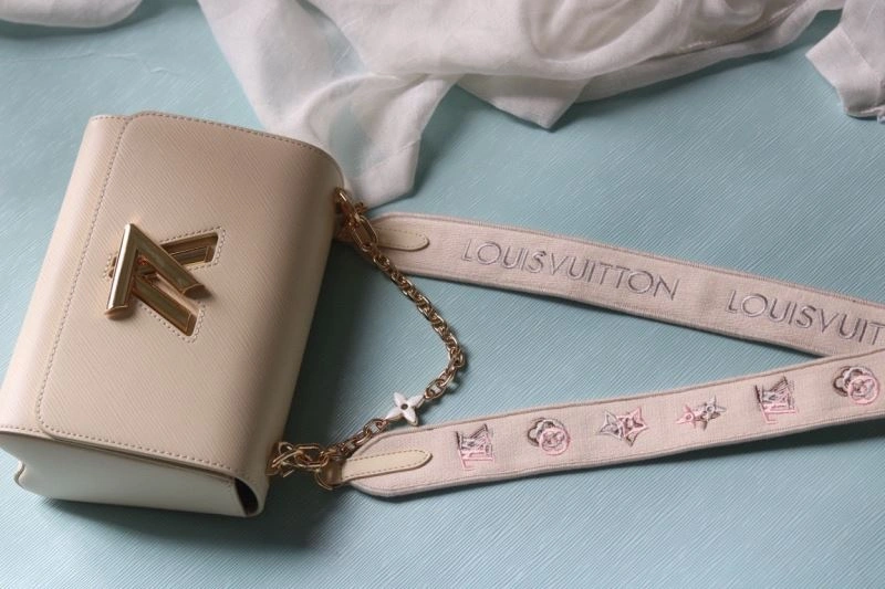 Exact replica Louis Vuitton Satchel Bags