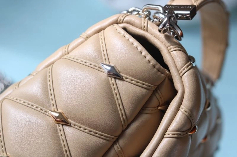 Bargain Louis Vuitton Satchel Bags