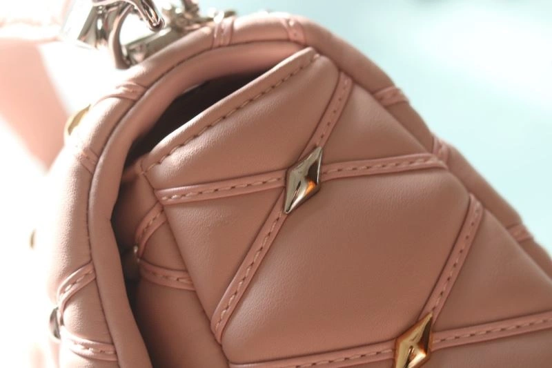Low-cost Louis Vuitton Satchel Bags