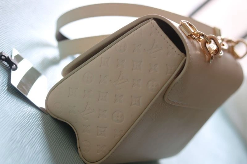 Low-cost Louis Vuitton Satchel Bags