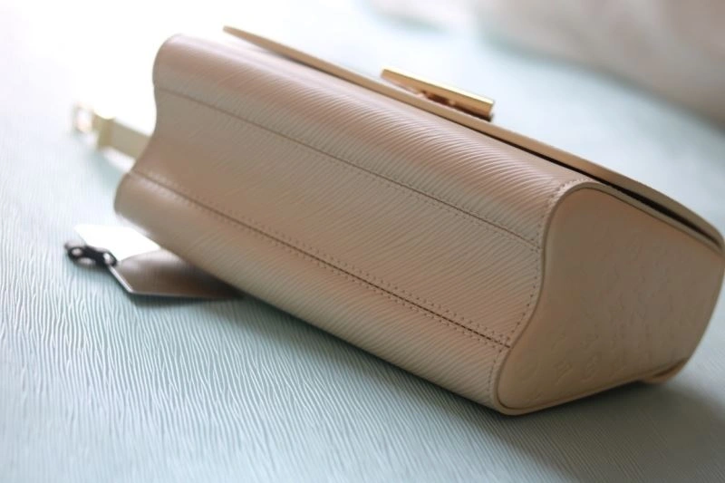 Low-cost Louis Vuitton Satchel Bags