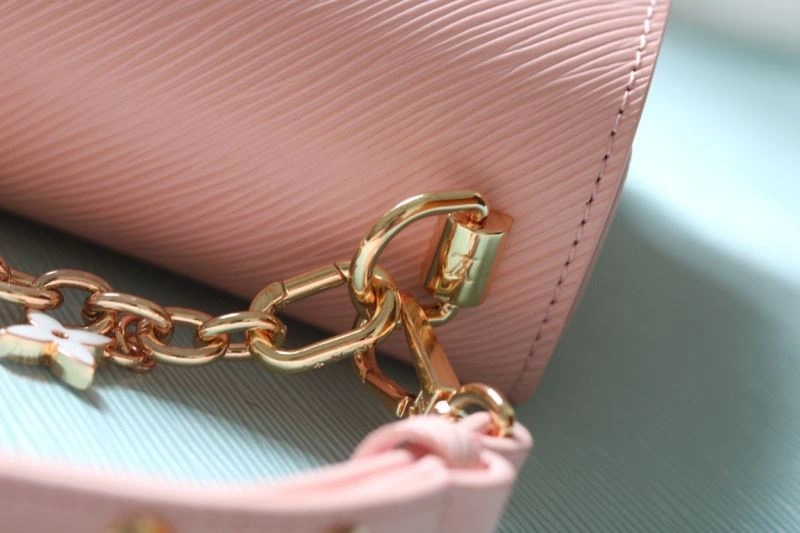 Exact replica Louis Vuitton Satchel Bags