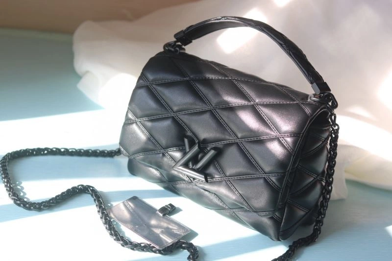 High accuracy Louis Vuitton Satchel Bags