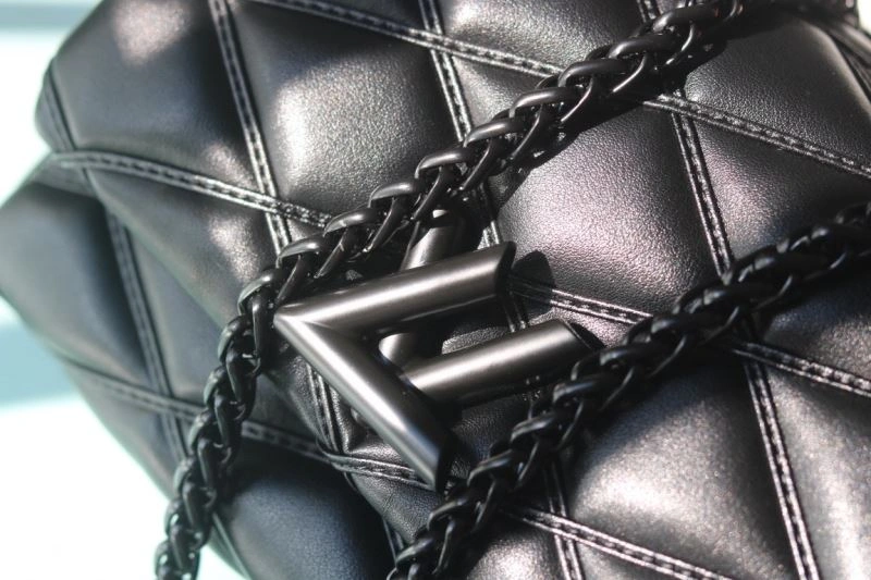 High accuracy Louis Vuitton Satchel Bags