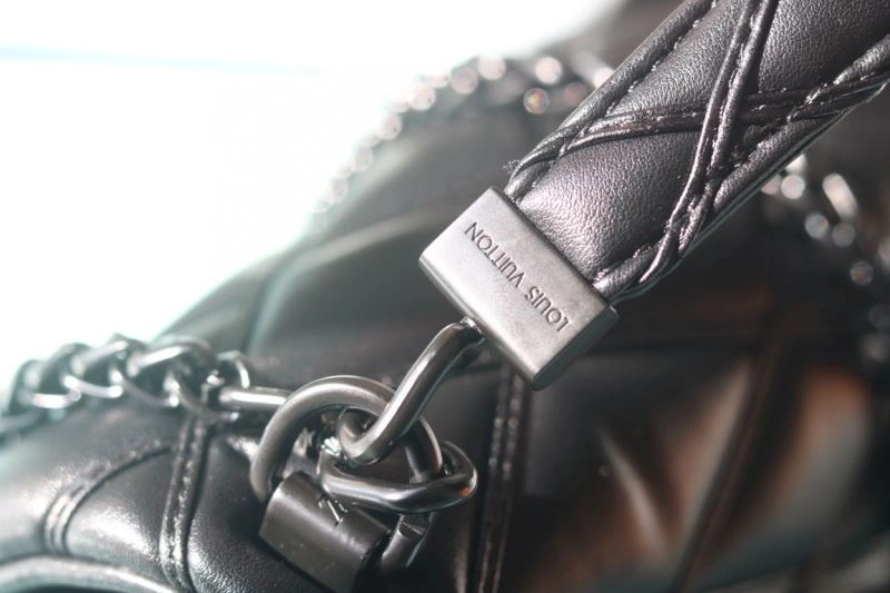High accuracy Louis Vuitton Satchel Bags