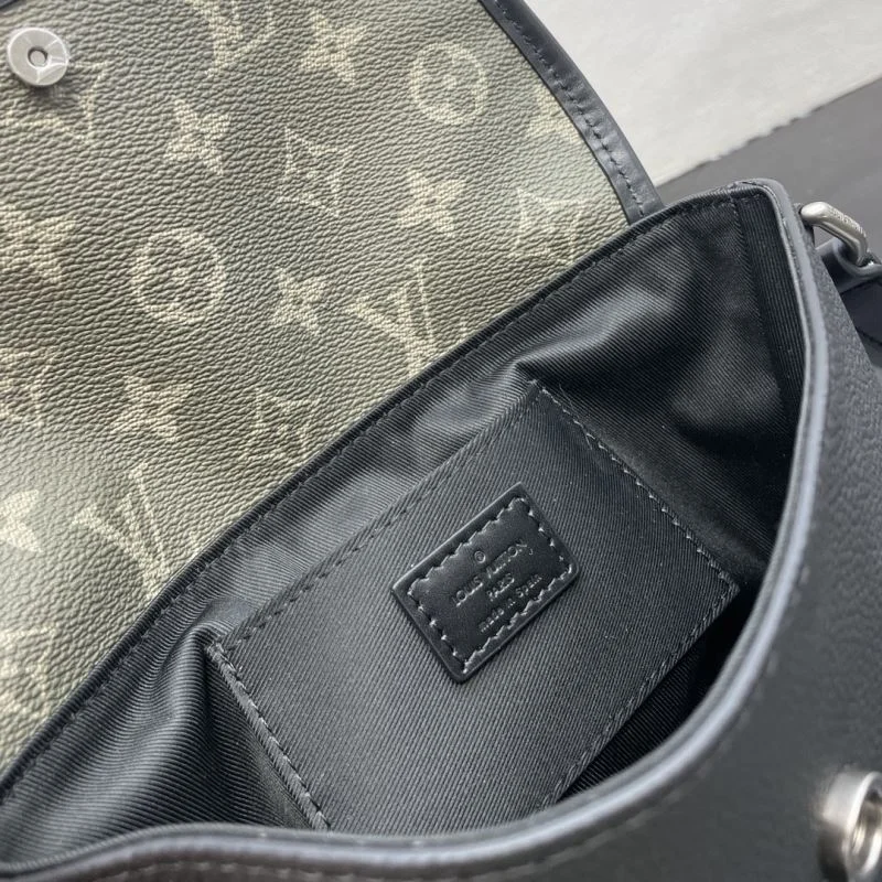Precise copy Louis Vuitton Satchel Bags