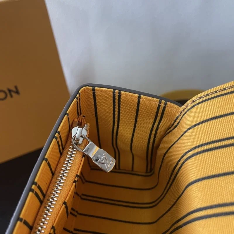 Factory-made Louis Vuitton Satchel Bags