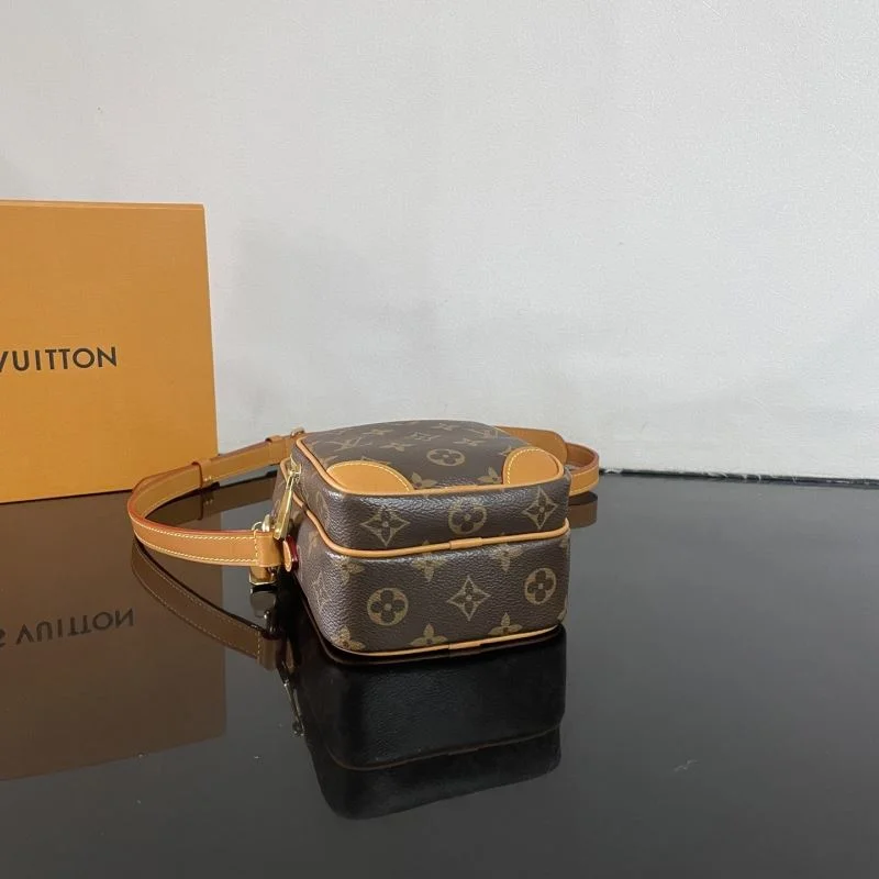 Exact replica Louis Vuitton Satchel Bags