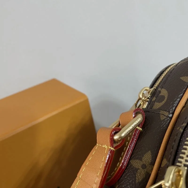 Exact replica Louis Vuitton Satchel Bags