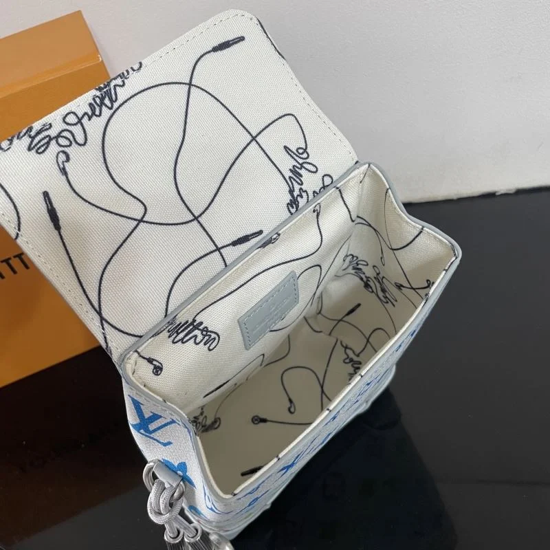 Exact replica Louis Vuitton Satchel Bags