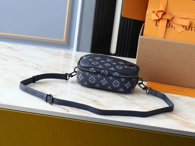 Accurate model Louis Vuitton Satchel Bags
