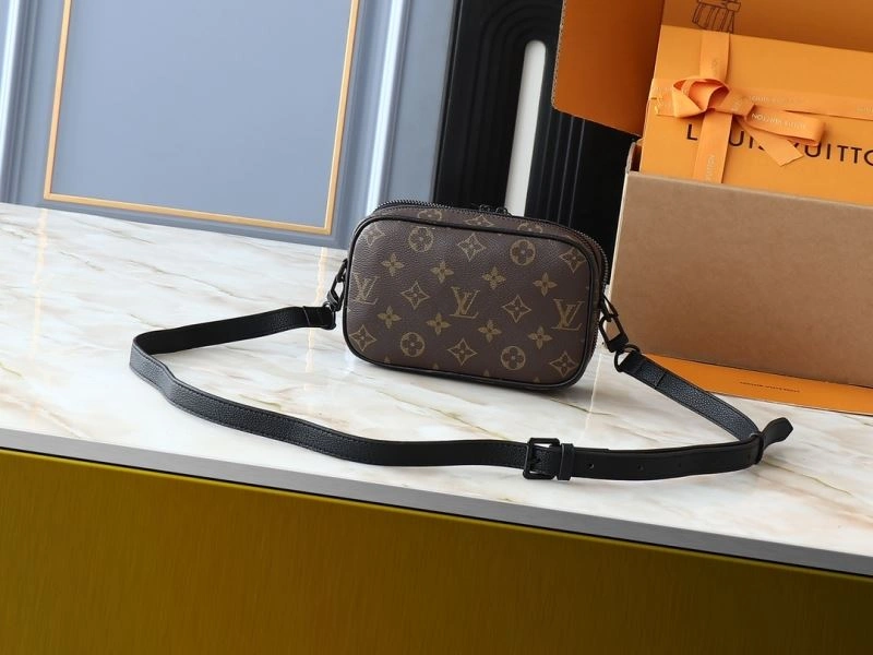 Top mirror Louis Vuitton Satchel Bags