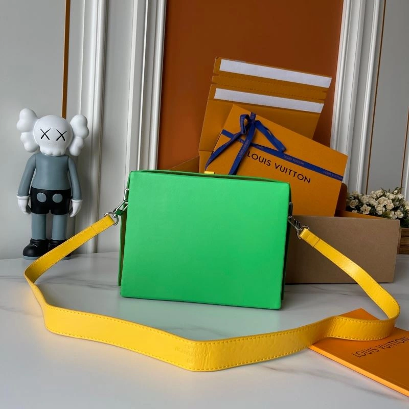 Precise copy Louis Vuitton Satchel Bags