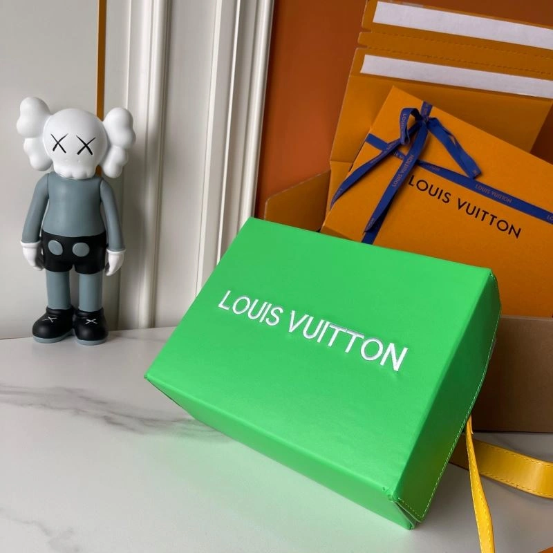 Precise copy Louis Vuitton Satchel Bags