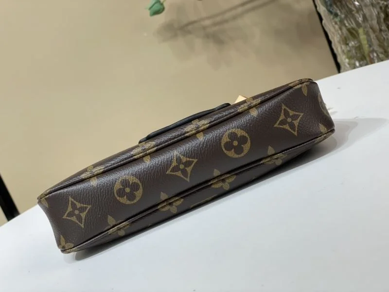 Top mirror Louis Vuitton Satchel Bags