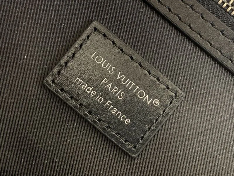 Exact replica Louis Vuitton Satchel Bags