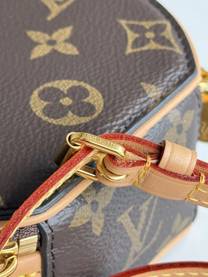 Exact replica Louis Vuitton Satchel Bags