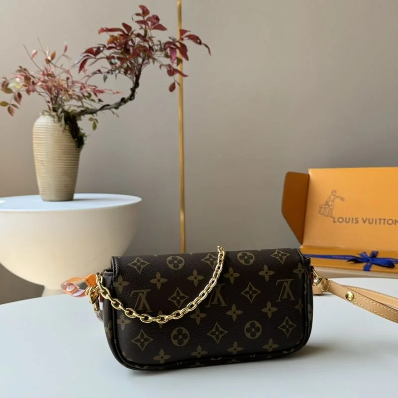 Top mirror Louis Vuitton Satchel Bags
