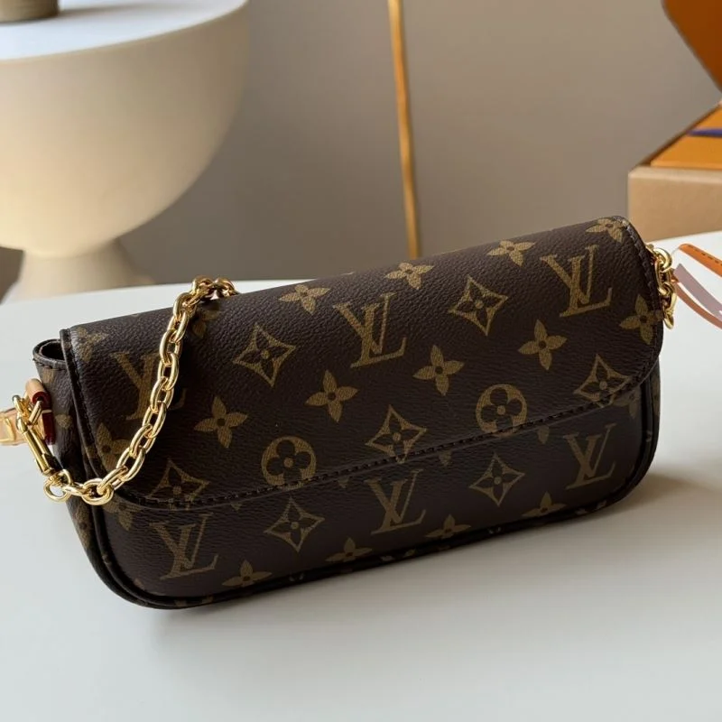 Top mirror Louis Vuitton Satchel Bags