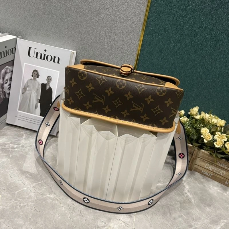 Top mirror Louis Vuitton Satchel Bags