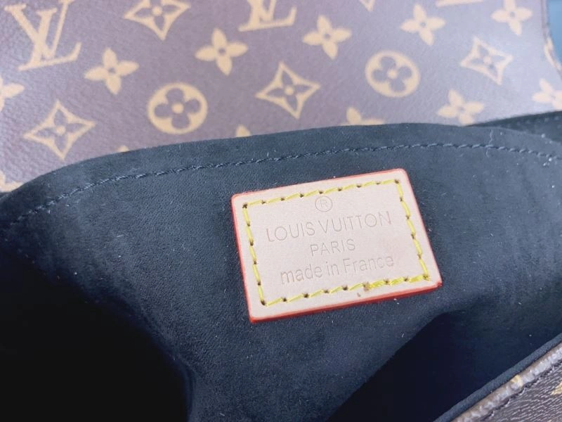 Accurate model Louis Vuitton Satchel Bags