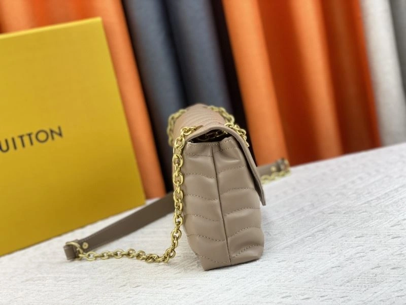 Accurate model Louis Vuitton Satchel Bags