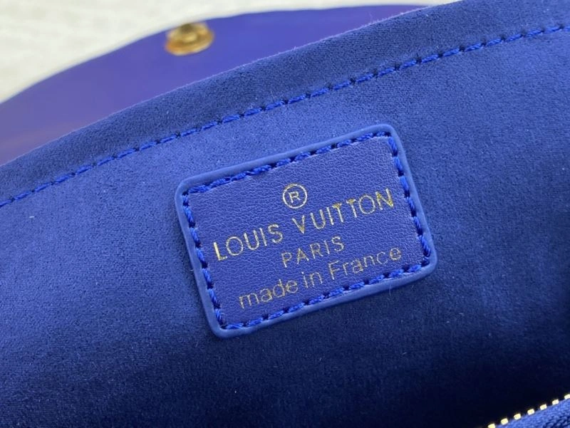 Accurate model Louis Vuitton Satchel Bags