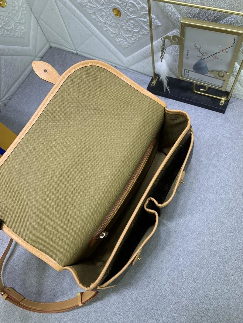 Exact replica Louis Vuitton Satchel Bags