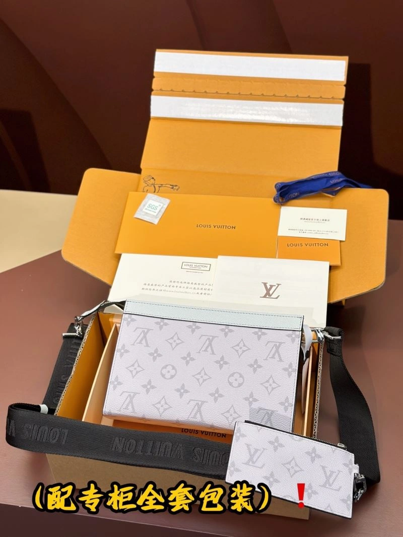 Precise copy Louis Vuitton Satchel Bags