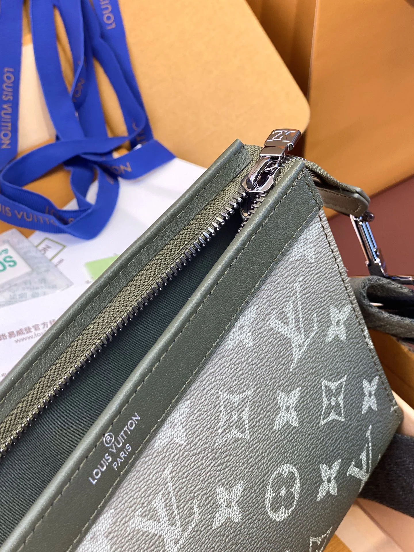 Low-cost Louis Vuitton Satchel Bags