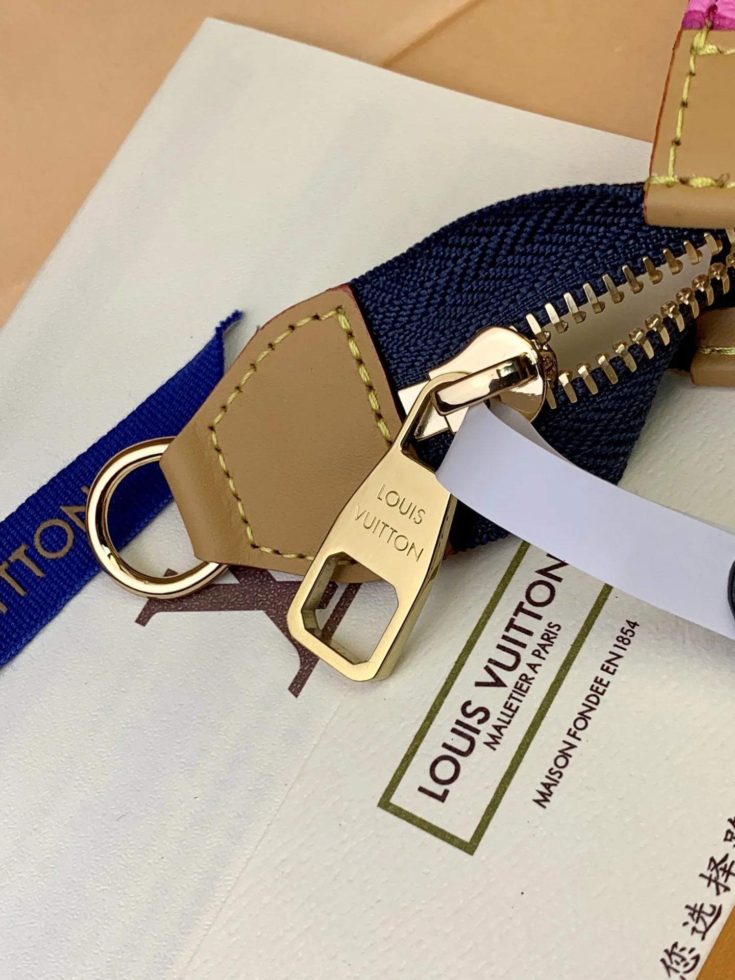 Top mirror Louis Vuitton Satchel Bags