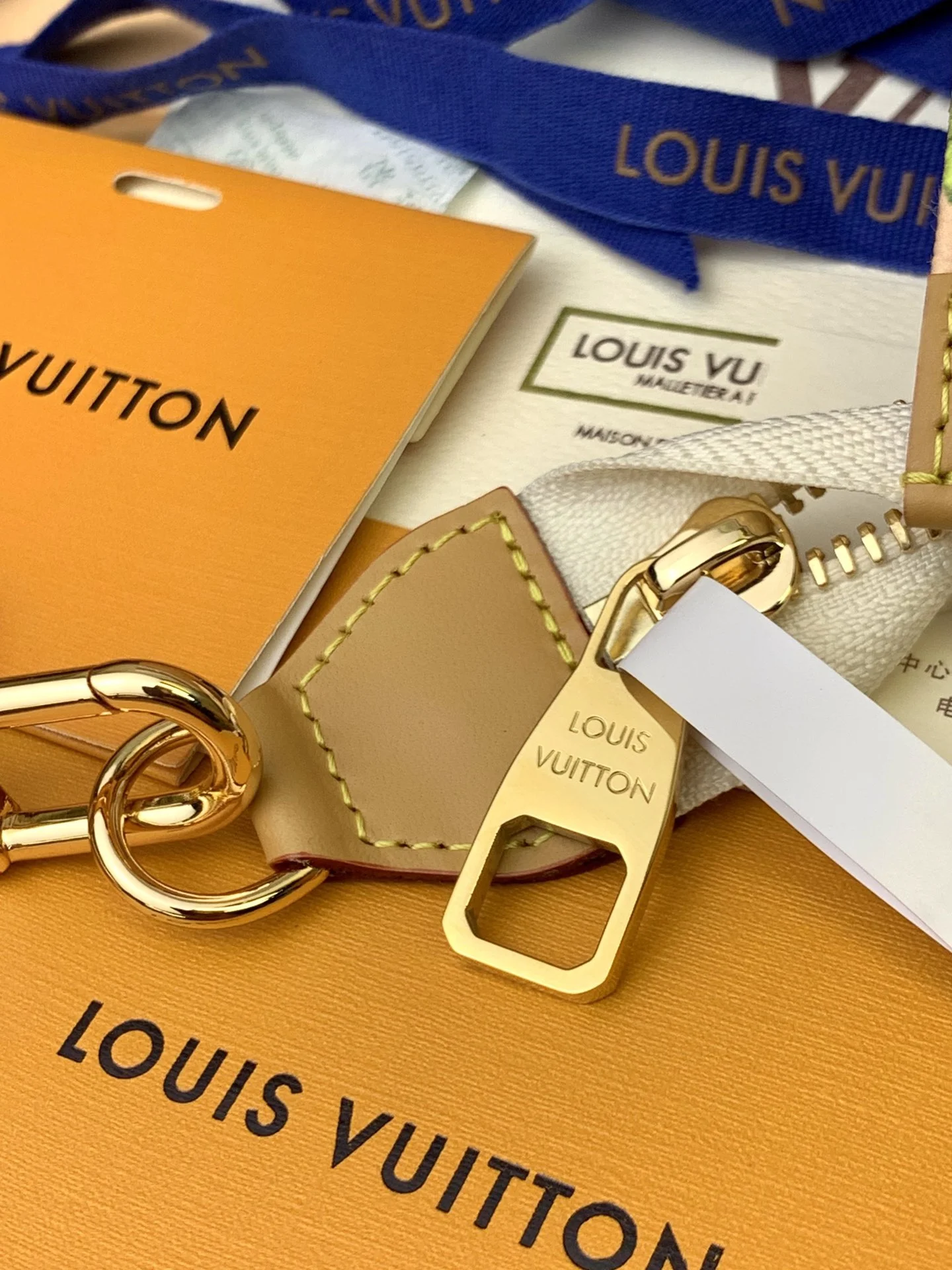 1:1 copy Louis Vuitton Satchel Bags