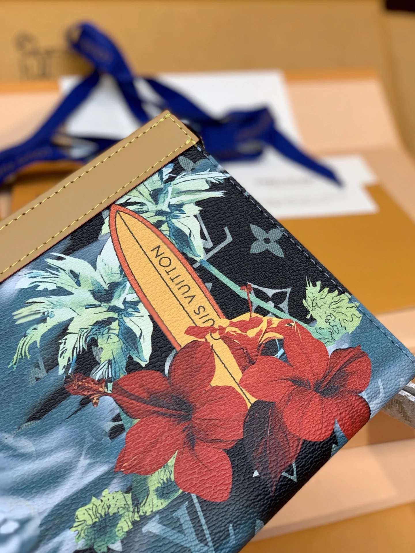 Exact replica Louis Vuitton Satchel Bags