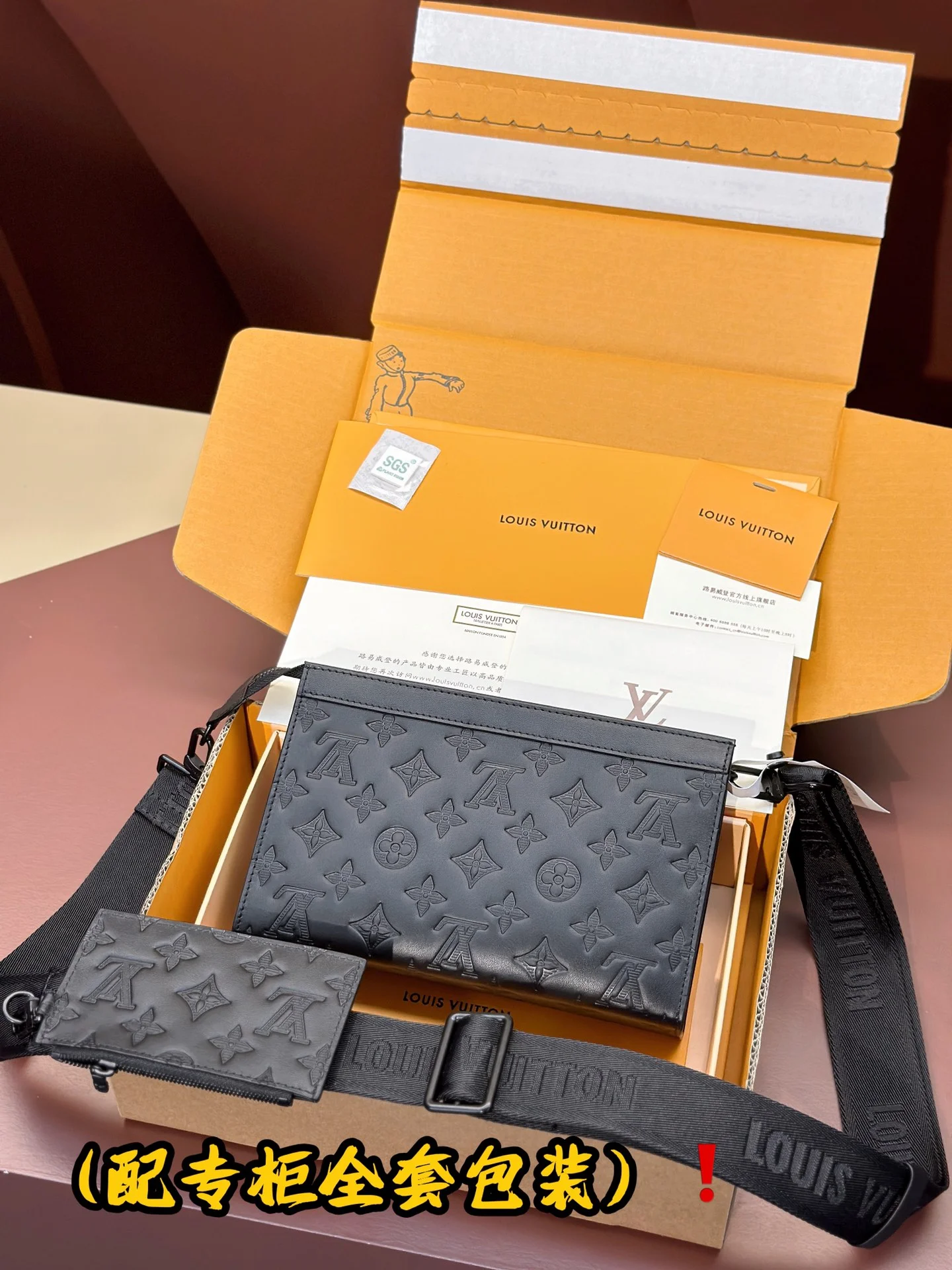Exact replica Louis Vuitton Satchel Bags