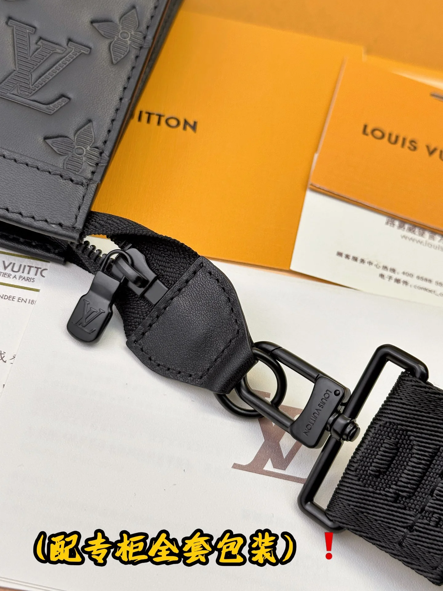 Exact replica Louis Vuitton Satchel Bags
