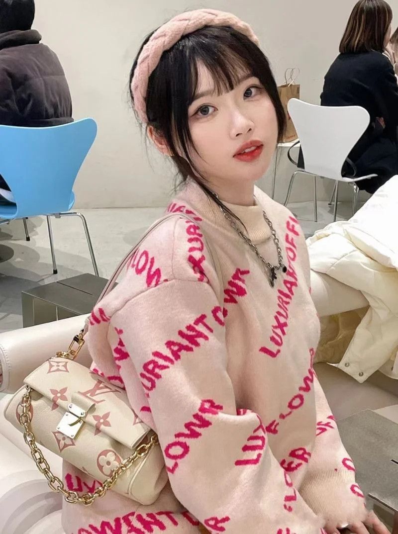 Precise copy Louis Vuitton Satchel Bags