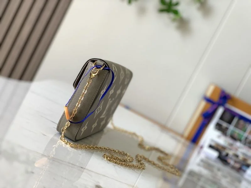 Perfect replica Louis Vuitton Satchel Bags
