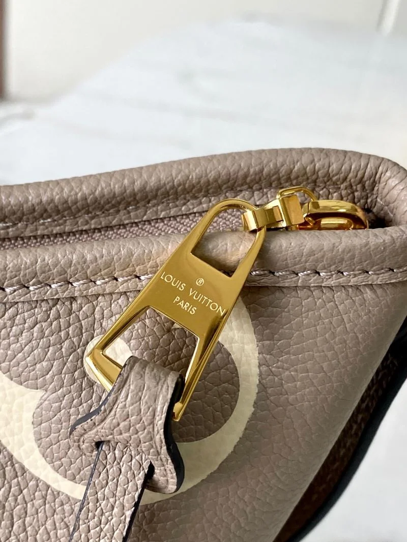 Top mirror Louis Vuitton Satchel Bags