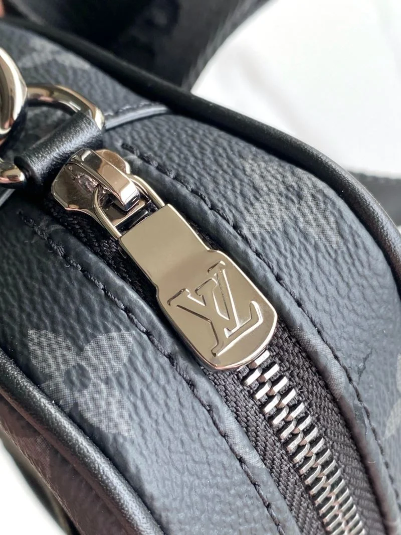 Accurate model Louis Vuitton Satchel Bags