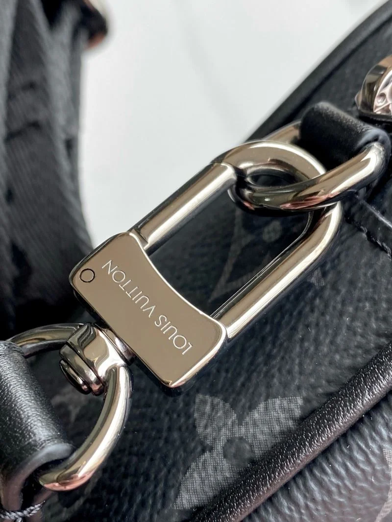 Accurate model Louis Vuitton Satchel Bags