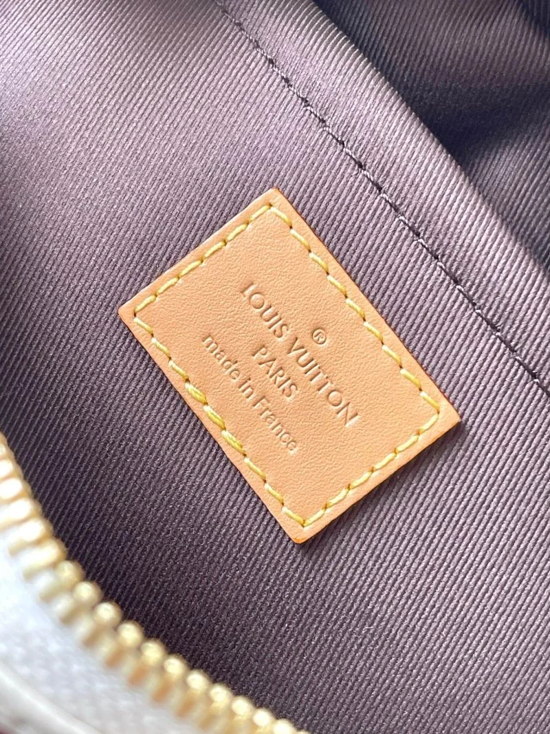 Accurate model Louis Vuitton Satchel Bags