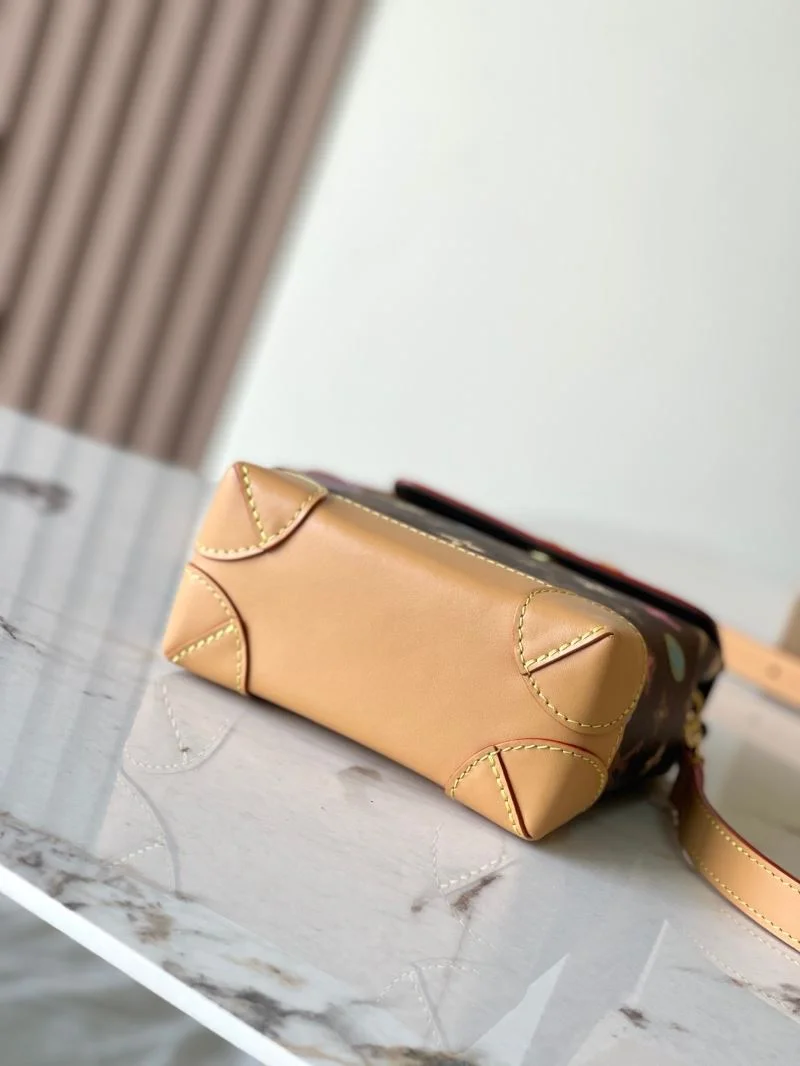 Precise copy Louis Vuitton Satchel Bags