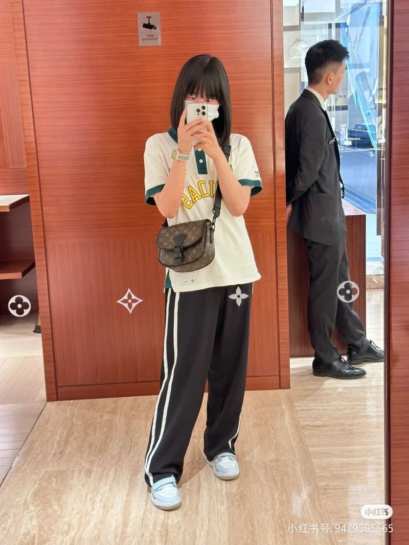 Factory-made Louis Vuitton Satchel Bags