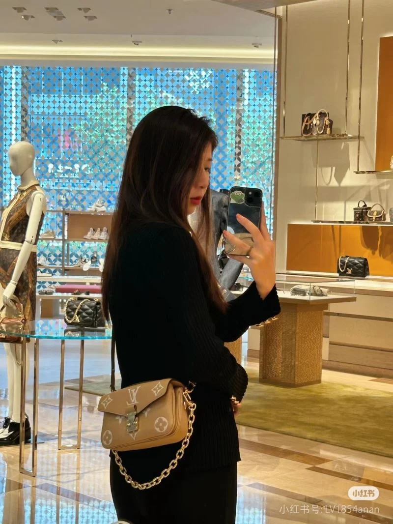 Brand-authenticated Louis Vuitton Satchel Bags