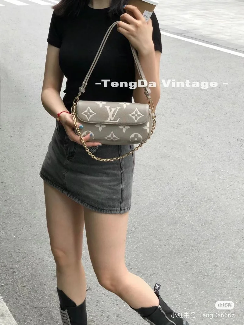 Perfect replica Louis Vuitton Satchel Bags